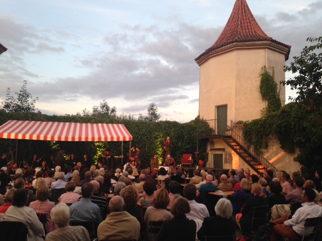 Die schöne Galathée - Open Air im Schloss Blutenburg - Pasinger Fabrik